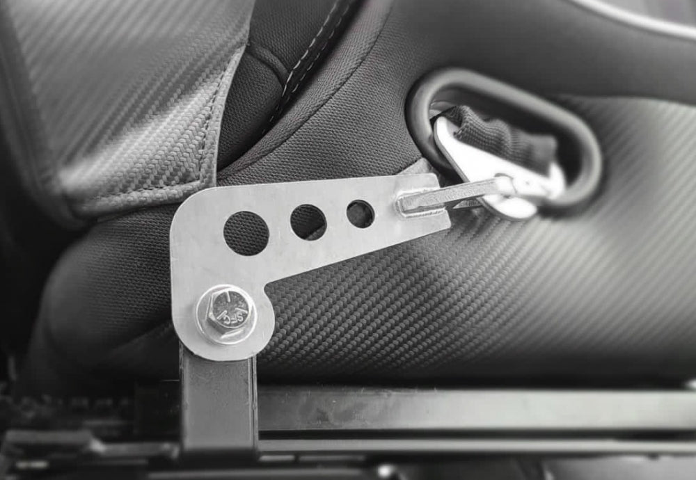 BRAUM Universal Mounting Harness Bracket - Tunnel Side [Short] – BRAUM ...